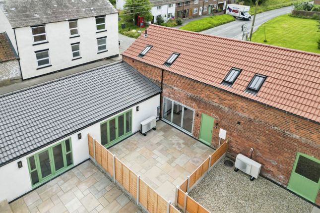 Foxholes, Driffield, North Yorkshire YO25, 3 bedroom end terrace house ...
