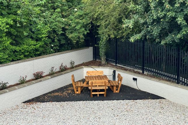 Mill Lane, Hertford SG14, office to let - 68174657 | PrimeLocation