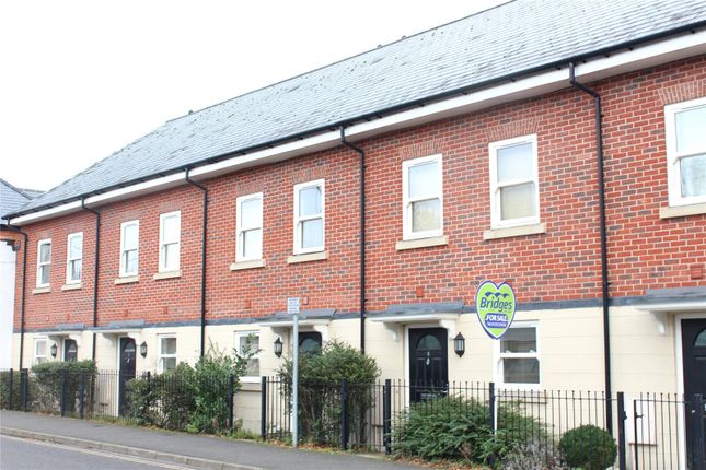 3 bed town house for sale in St. James Close, Fleet GU51 - Zoopla