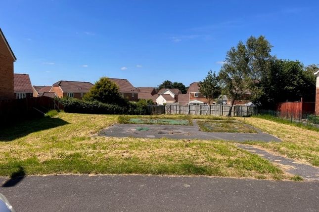 Pant Bryn Isaf, Llwynhendy SA14, land for sale - 62333308 | PrimeLocation