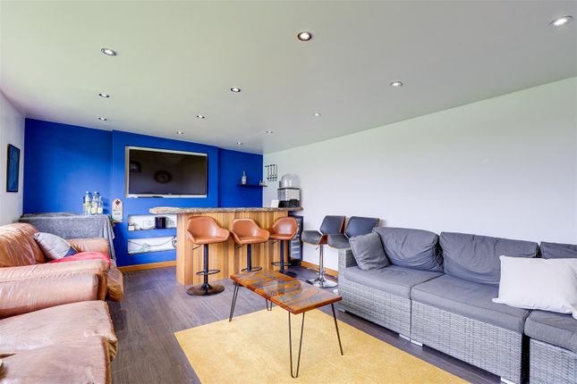 Aspley Park Drive, Aspley, Nottinghamshire NG8, 4 bedroom detached ...