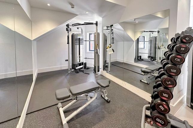 Wellington Street, Slough SL1, 1 bedroom flat to rent - 67768580 ...