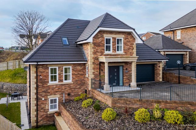 Cwrt Pen-Y-Fai, Pen-Y-Fai, Bridgend CF31, 5 bedroom detached house for ...