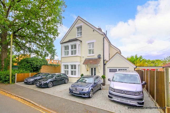 Houses for Sale in Chertsey Lock - Chertsey Lock Houses to Buy ...