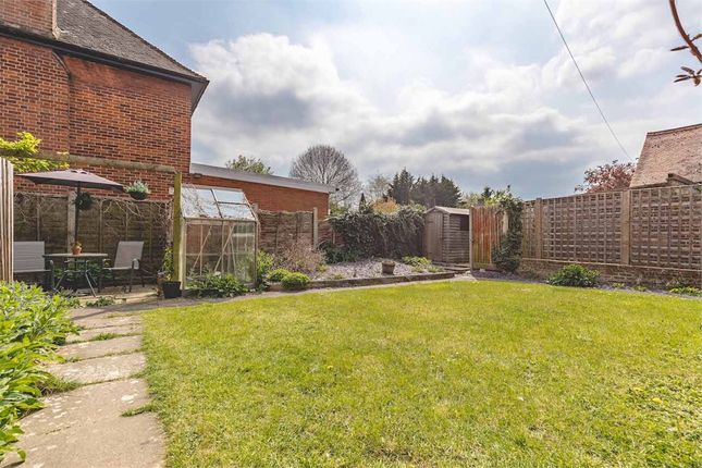 Slough Road, Datchet SL3, 2 bedroom terraced house for sale - 70334200 ...