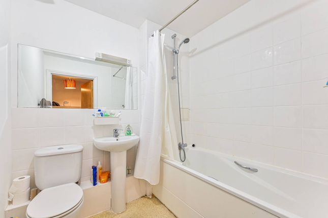 Effra Parade, Brixton, London SW2, 1 bedroom flat for sale - 65317947 ...