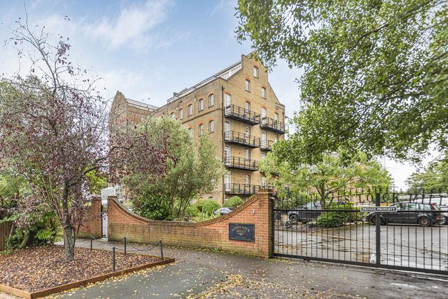 John Bunn Mill, Addlestone KT15, 2 bedroom flat for sale - 68442313 ...