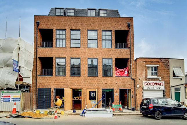 Flats for Sale in Lancaster Avenue, London SE27 - Lancaster Avenue ...