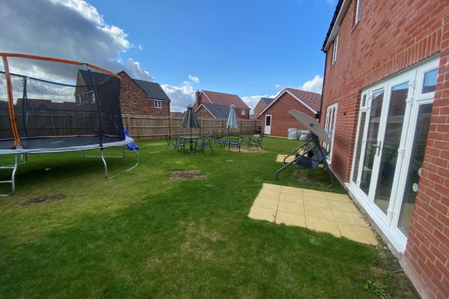 Skye Gardens, Houghton Regis, Dunstable LU5, 4 bedroom detached house ...