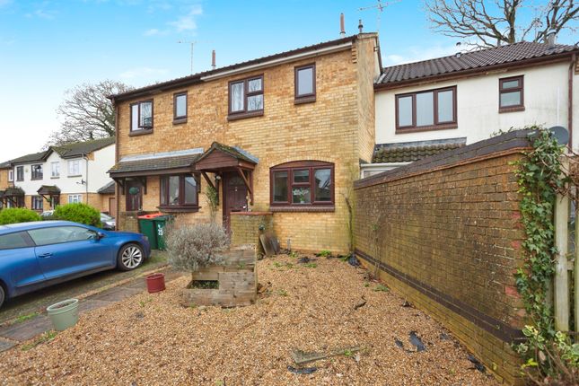 Ivanhoe Close, Langley Green, Crawley RH11, 2 bedroom terraced house ...