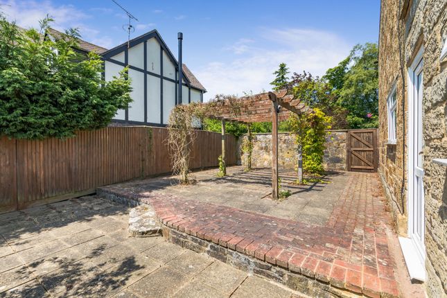 Tanyard Lane, Chelwood Gate RH17, 3 bedroom cottage for sale - 64946858 ...