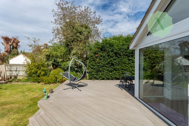 Harriet Gardens, Croydon CR0, 4 bedroom bungalow for sale - 68210370 ...
