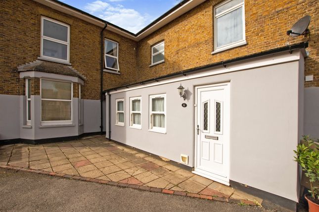 Canterbury Road Sittingbourne Me10 1 Bedroom Flat For Sale 62539929