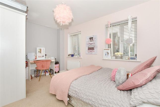 Hazen Road, Kings Hill, West Malling, Kent ME19, 3 bedroom terraced ...