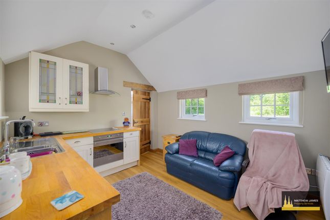 Main Road, Ansty, Coventry CV7, 6 bedroom cottage for sale - 70345085 ...