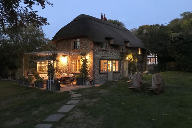 Whiteleaf, Princes Risborough, Buckinghamshire HP27, 4 bedroom detached ...