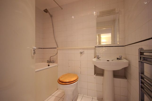 Frying Pan Alley, London E1, 2 bedroom flat to rent - 68345053 ...