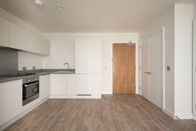 The Kell, Gillingham Gate Road, Gillingham ME4, 2 bedroom flat to rent ...