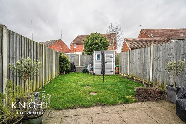 Bignell Croft, Highwoods, Colchester CO4, 2 bedroom end terrace house ...