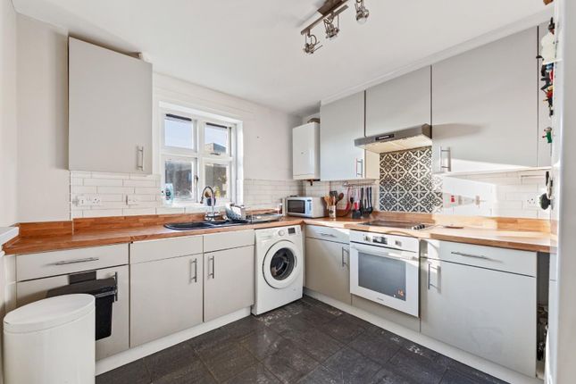 Matthias Road, London N16, 2 bedroom flat for sale - 66300423 ...