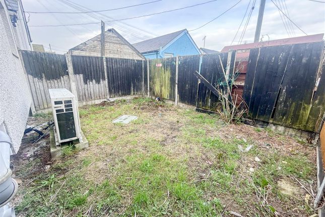 Brooklands, Jaywick, Clacton-On-Sea CO15, 2 bedroom detached bungalow ...