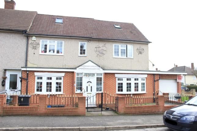 Homes for Sale in Manford Way, Chigwell IG7 - Buy Property in Manford ...