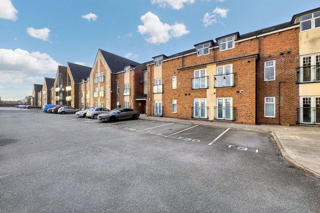 Green Lane, Middlesbrough TS5, 2 bedroom flat for sale - 68681217 ...