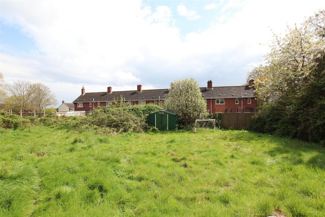 Merlin Crescent, Beacon Heath, Exeter EX4, 2 bedroom maisonette for ...