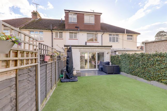 Clarendon Road, Broadwater, Worthing BN14, 4 bedroom terraced house for ...