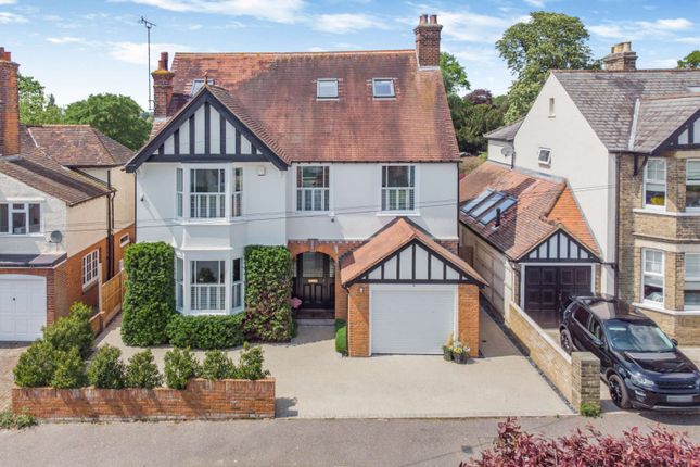 Homes for Sale in King Edward VI Grammar School, Chelmsford, Essex, CM1 ...