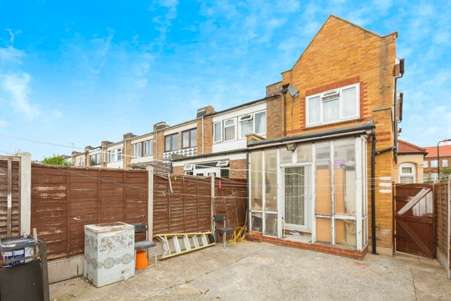 Murchison Road, London E10, 2 bedroom end terrace house for sale ...