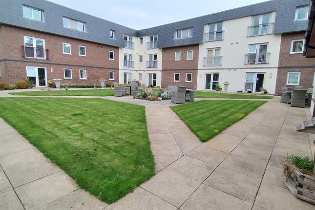 Willow Court, Clyne Common, Swansea SA3, 2 bedroom flat for sale ...