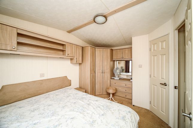 Squires Hill, Upper Marham, King's Lynn PE33, 4 bedroom bungalow for ...