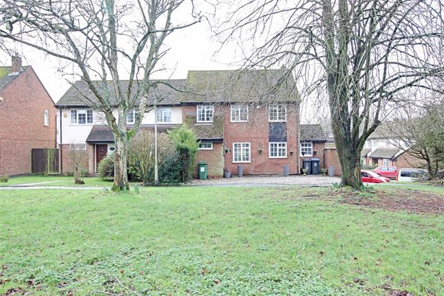 Hyde Lane, Bovingdon, Hemel Hempstead HP3, 4 bedroom semi-detached ...