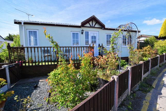Gladstone Way, Mancot, Deeside CH5, 2 bedroom mobile/park home for sale ...