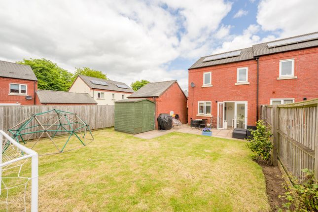 Cofton Park Drive Cofton Hackett Birmingham B45 2 Bedroom End