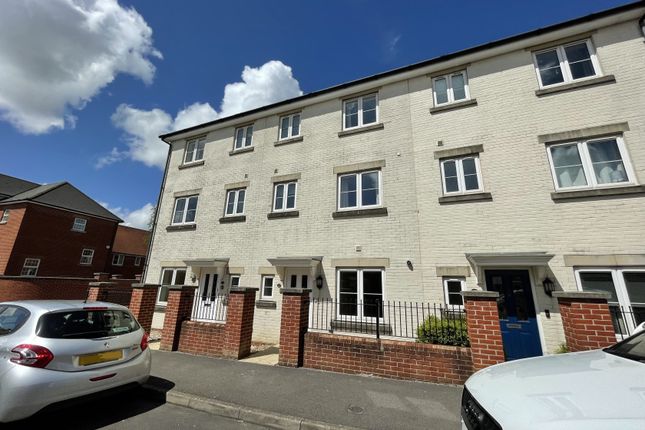 Shears Drive, Archers Gate, Amesbury SP4, 4 bedroom town house to rent ...