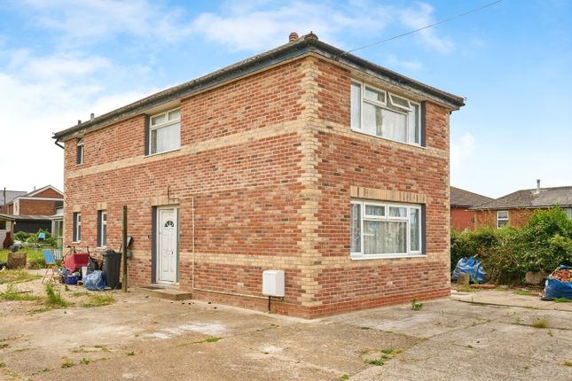 Alverstone Road, Apse Heath, Sandown PO36, 3 bedroom detached house for ...