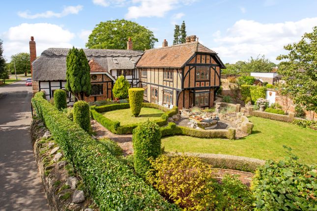 School Lane, Weston Turville HP22, 5 bedroom detached house for sale ...