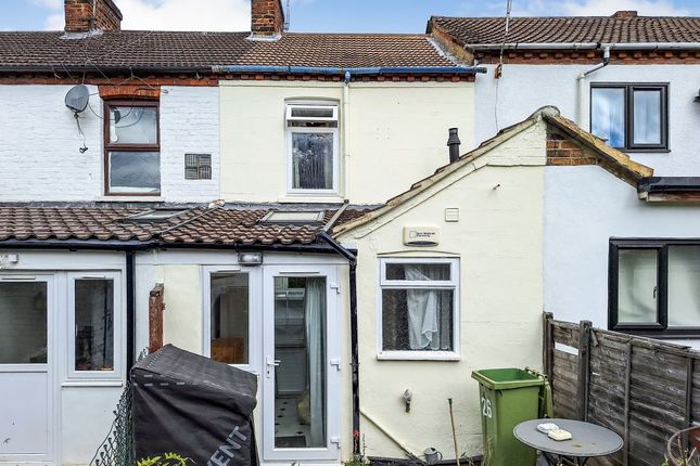 26 Victoria Road, Bletchley, Milton Keynes, Buckinghamshire MK2, 2 ...