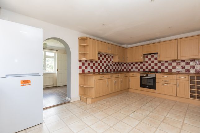 Barton Close, Row Town, Surrey KT15, 3 bedroom semi-detached house for ...