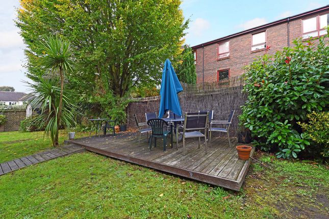 Berrylands Road, Warwick Lodge Berrylands Road KT5, 2 bedroom flat for ...