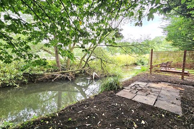 The Grazings, Kinver, Stourbridge DY7, 2 bedroom bungalow for sale ...
