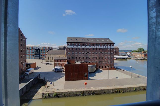 Merchants Quay, The Docks, Gloucester GL1, 2 bedroom flat for sale ...