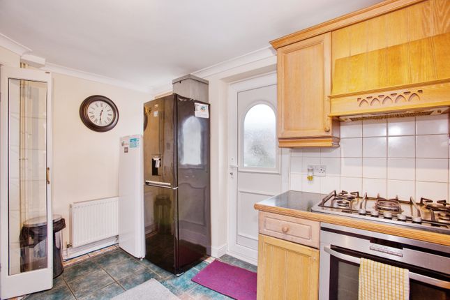 Highfield Road, Yeovil, Somerset BA21, 3 bedroom detached house for ...