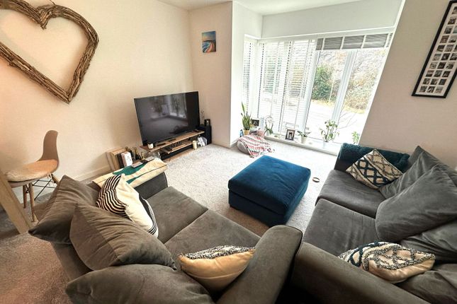 Batts Coombe, Saltram Meadow, Plymstock. PL9, 2 bedroom flat for sale ...