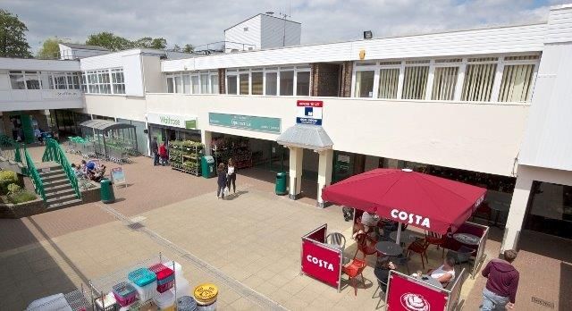 Old Mill Square, Storrington RH20, retail premises to let - 67227432 ...