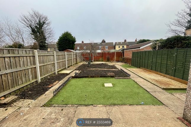 Lee Street, Hull HU8, 2 bedroom end terrace house to rent - 69077568 ...