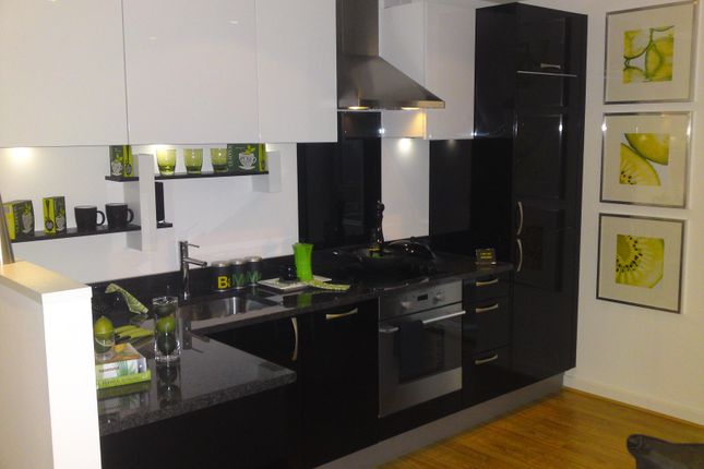 1 bed flat to rent in Lemonade Building, Barking IG11 - Zoopla