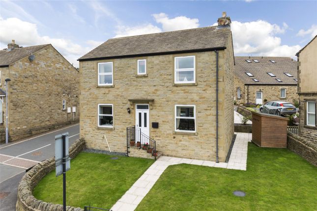 Low Laithe Fold, Laycock, Keighley, West Yorkshire BD22, 4 bedroom ...